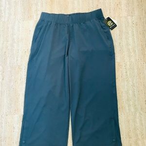 Champion | Pants & Jumpsuits | Nwt Champion Athletic Spandex Capris B6 ...
